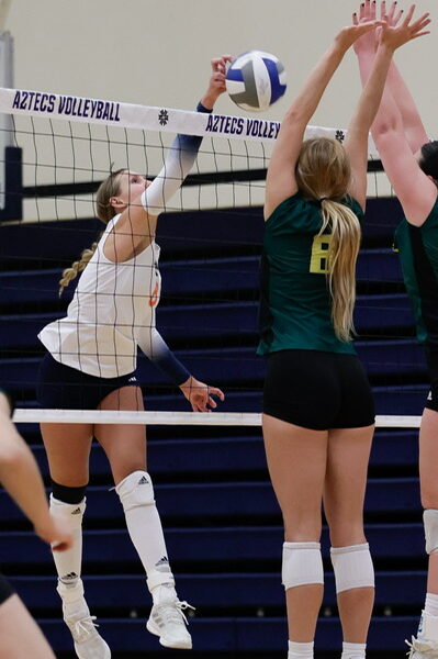 Aztecs Volleyball falls at No. 12 ranked Chandler-Gilbert CC – 520 ...
