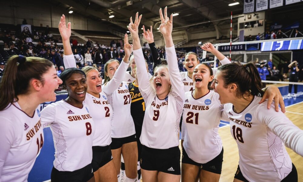 #5 Seed Volleyball Sweeps Georgia in First Round – 520 Sports Talk